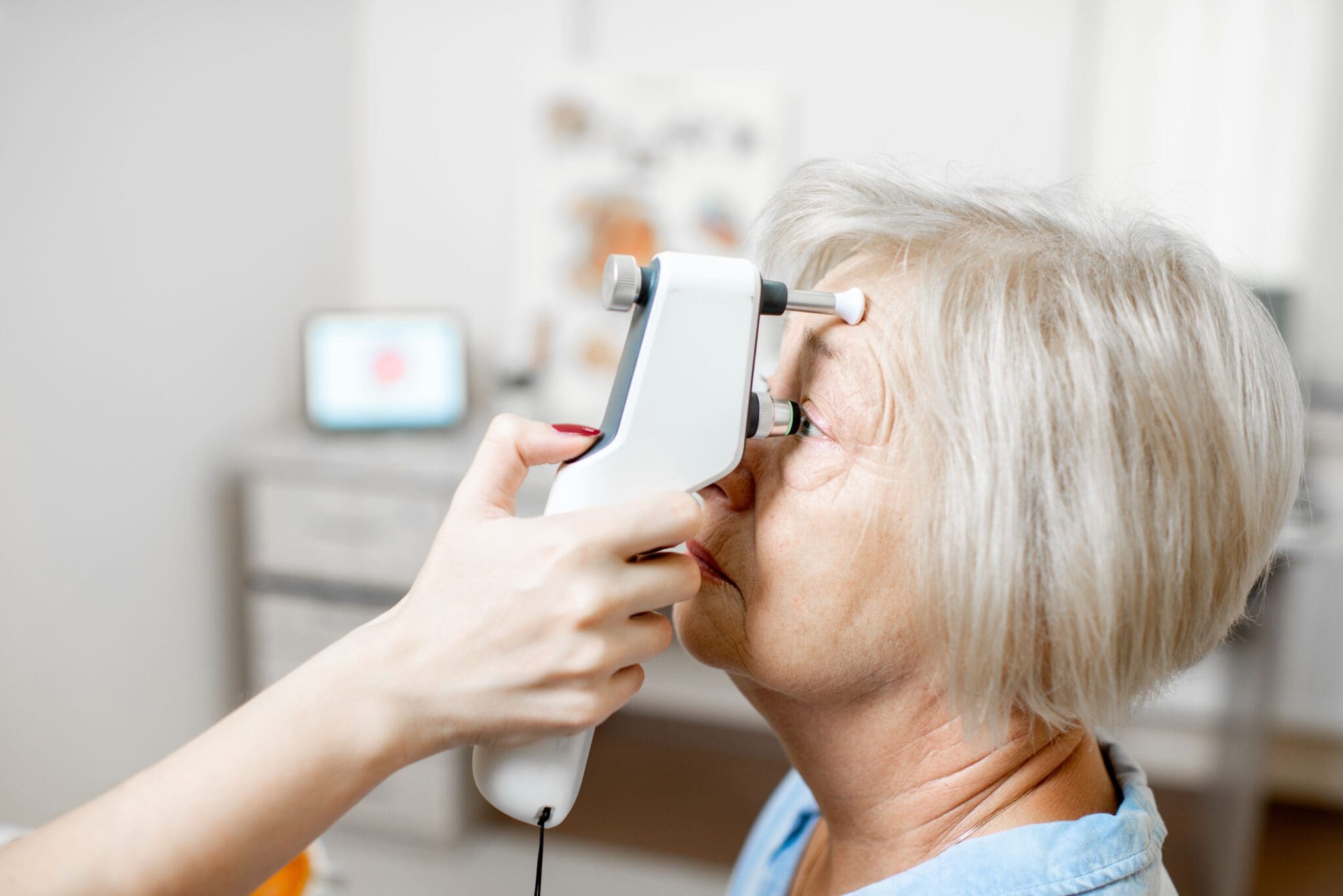 4 Common Cornea Care Conditions and How to Treat Them